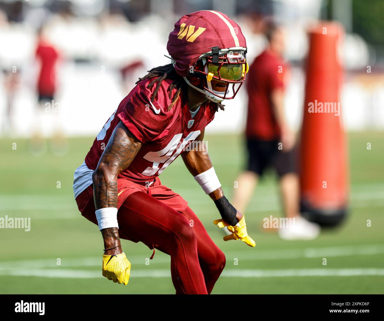 Washington Commanders safety Tyler Owens (40) running drills during ...