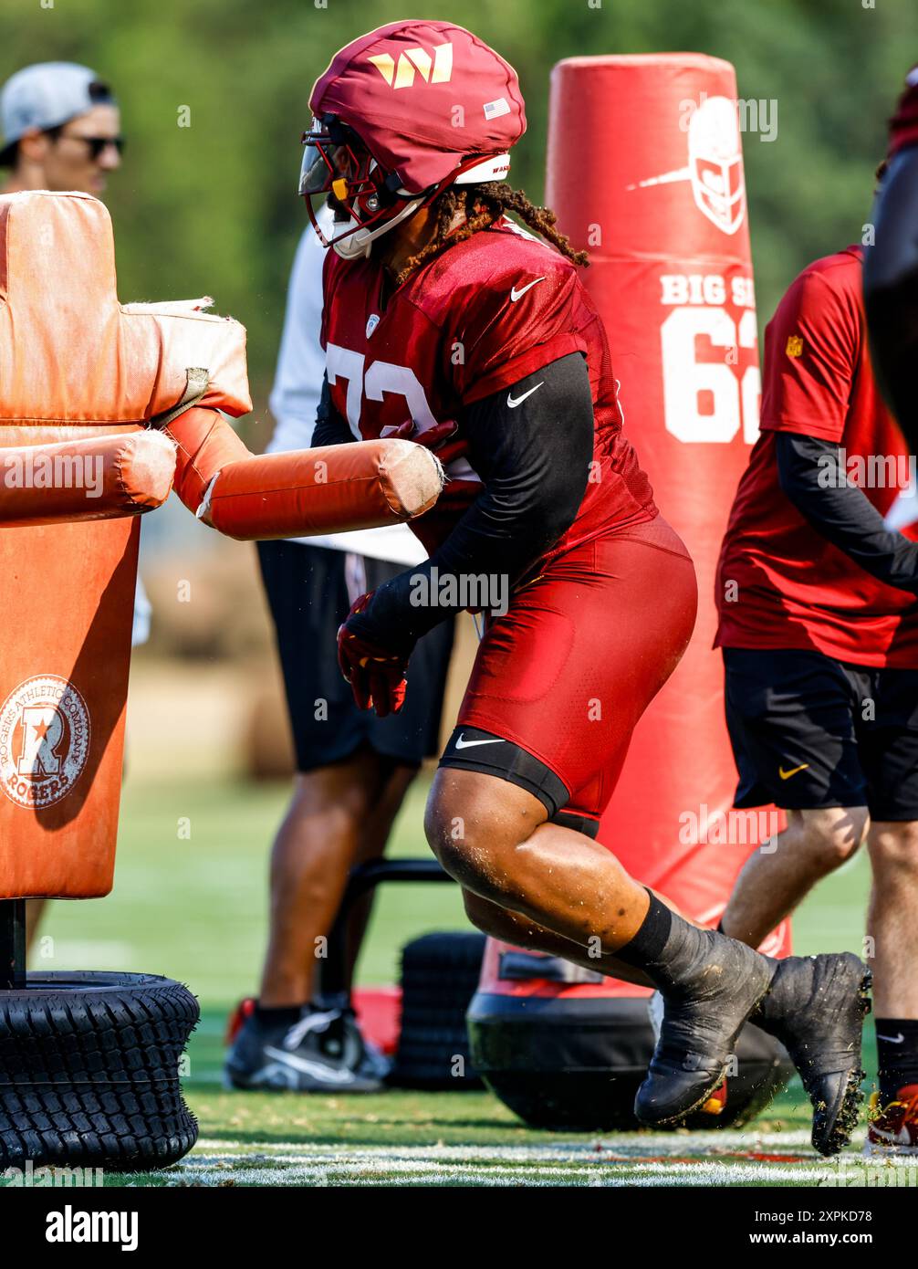 Washington Commanders defensive tackle Taylor Stallworth (72 ...