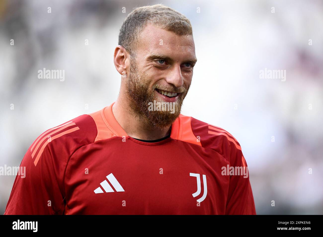 Goalkeeper Michele Di Gregorio of Juventus during the Pre-season ...