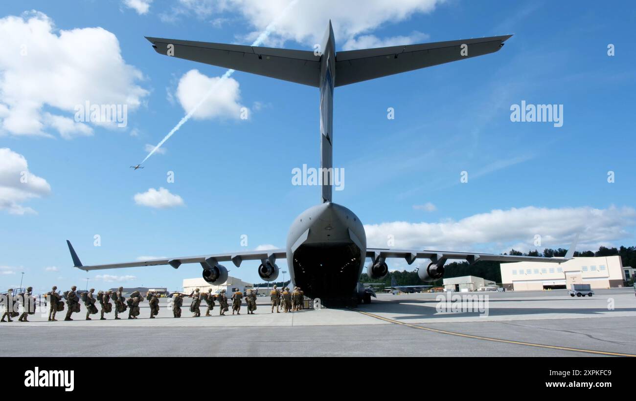U.S. Army soldiers assigned to 2nd Infantry Brigade Combat Team ...