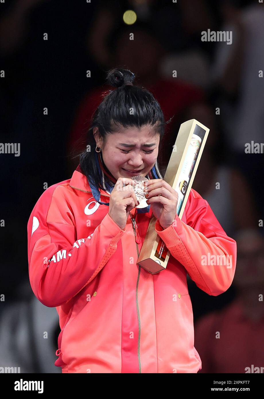 Paris, France. 6th Aug, 2024. Bronze medalist Ozaki Nonoka of Japan ...