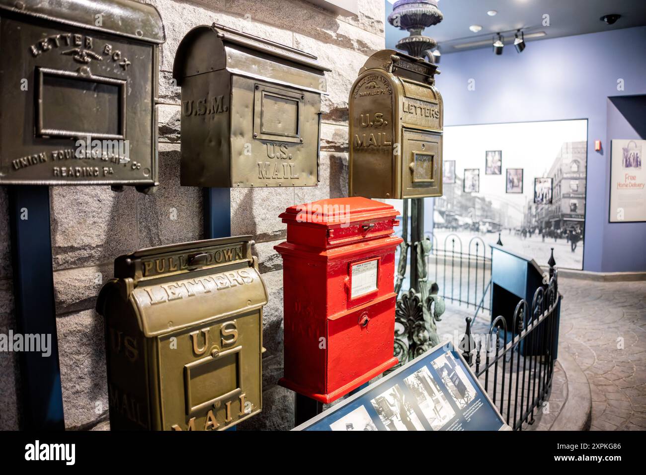 Victorian era mailboxes hi-res stock photography and images - Alamy