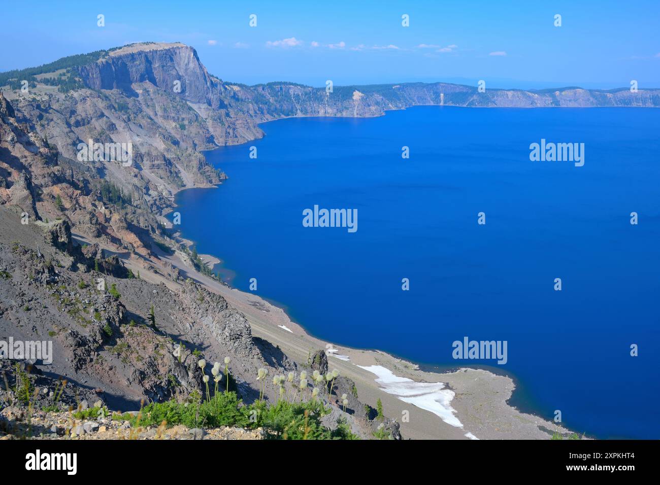 The amazing Crater Lake National Park at Watchman Overlook, Oregon OR ...