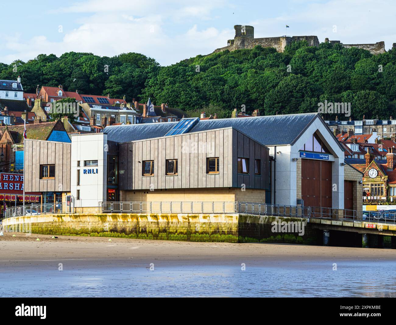 RNLI Scarborough Lifeboat Station and boat over Scarborough Beach ...