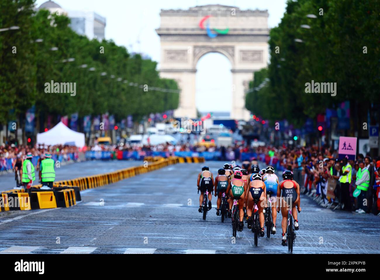Paris, France. 31st July, 2024. The Arch of Triumph/General view ...