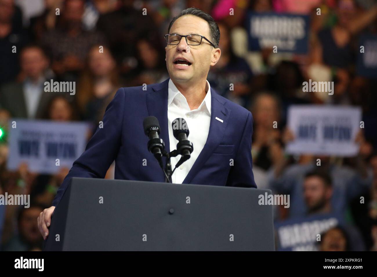 Gov shapiro hi-res stock photography and images - Alamy