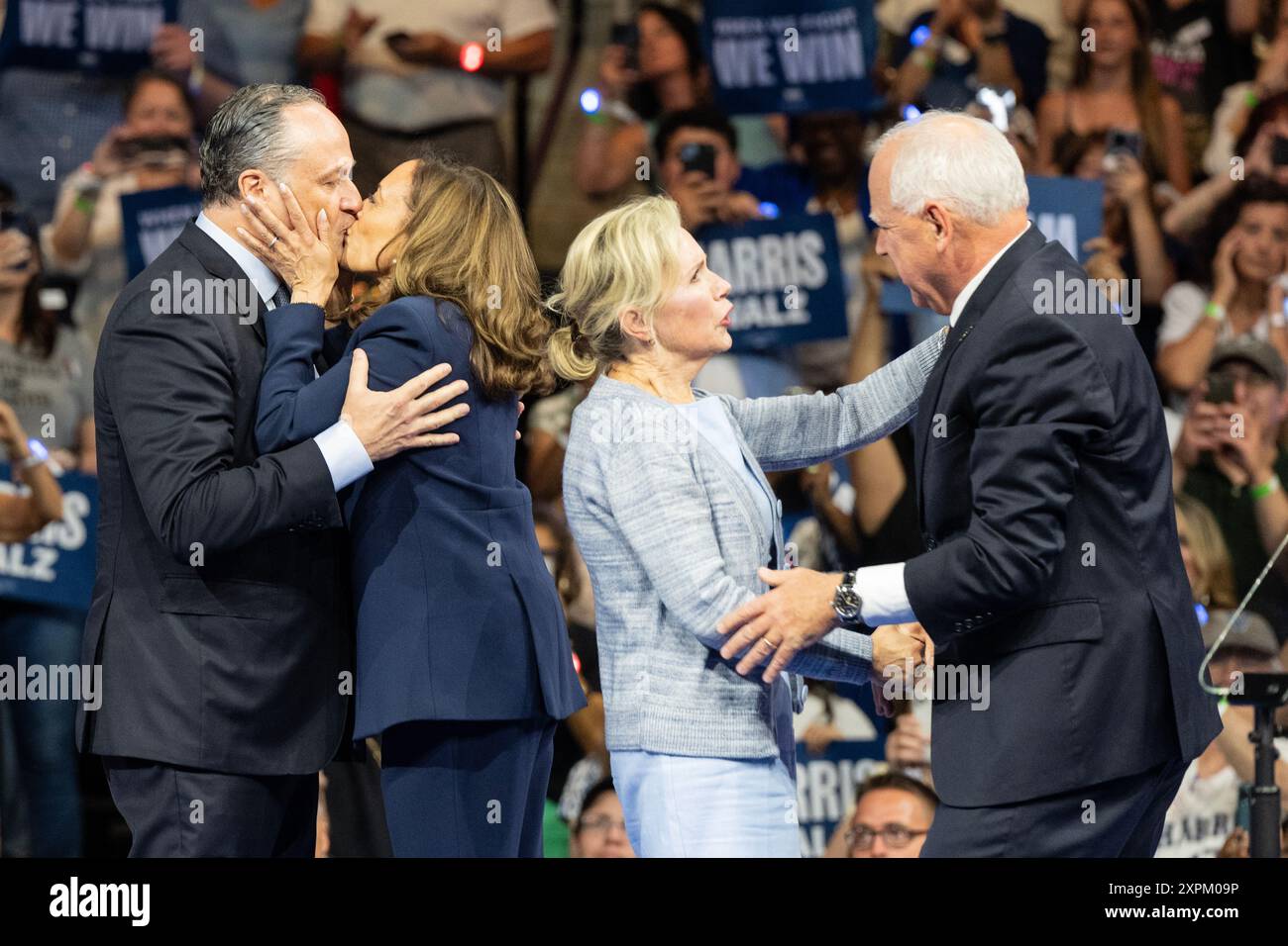 Douglas Emhoff, Kamala Harris, Tim Walz, Gwen Walz on stage at the ...
