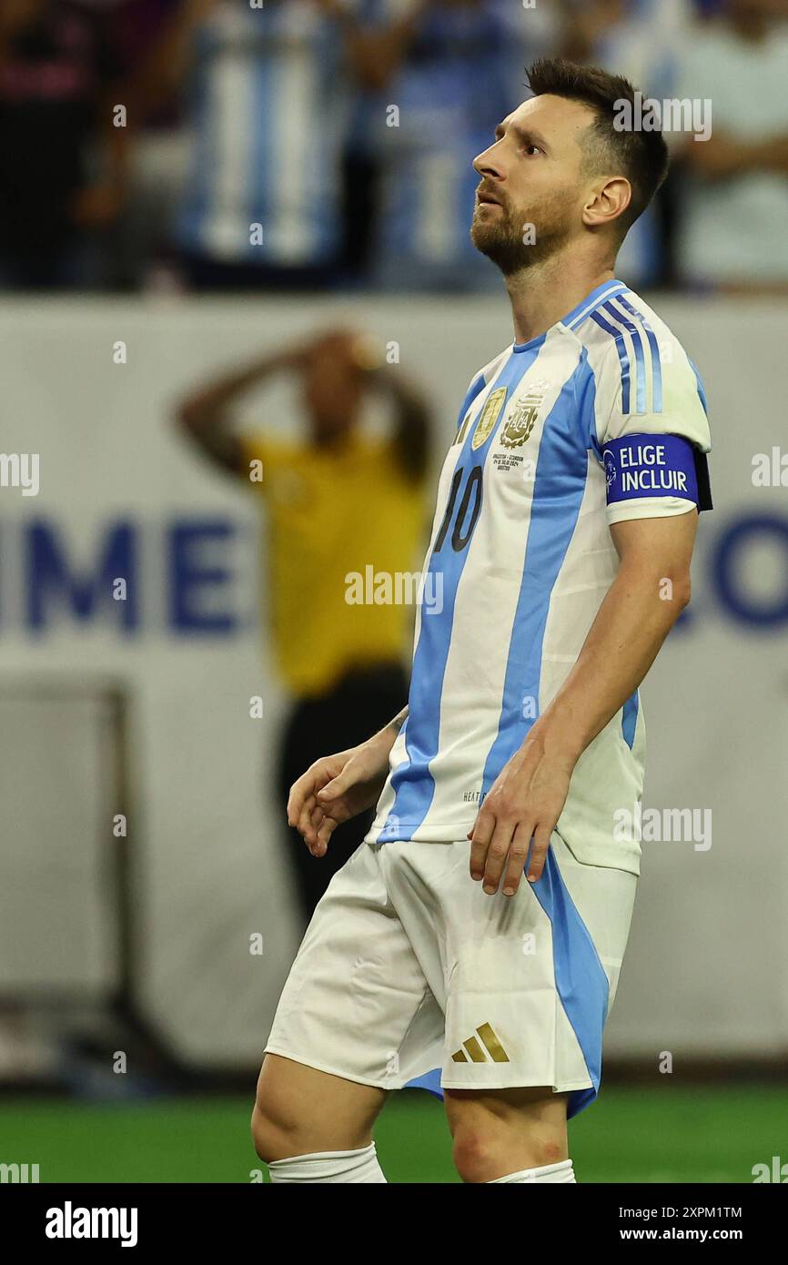 Copa america argentina messi 2024 hi-res stock photography and images ...