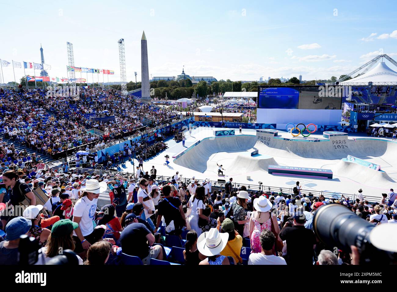 General view during the Women’s park final of Skateboarding at La ...
