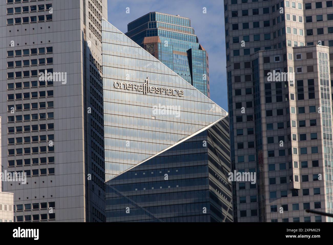 One Raffles Place architecture design. Perspective of a congested space ...