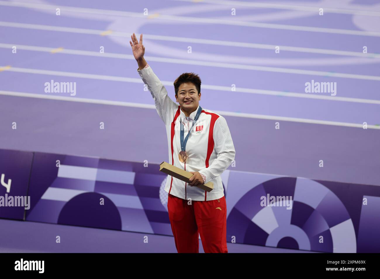 **CHINESE MAINLAND, HONG KONG, MACAU AND TAIWAN OUT** Chinese hammer ...