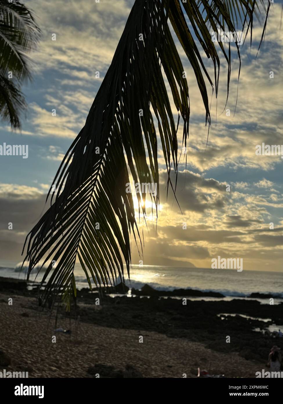North shore sunset hi-res stock photography and images - Alamy