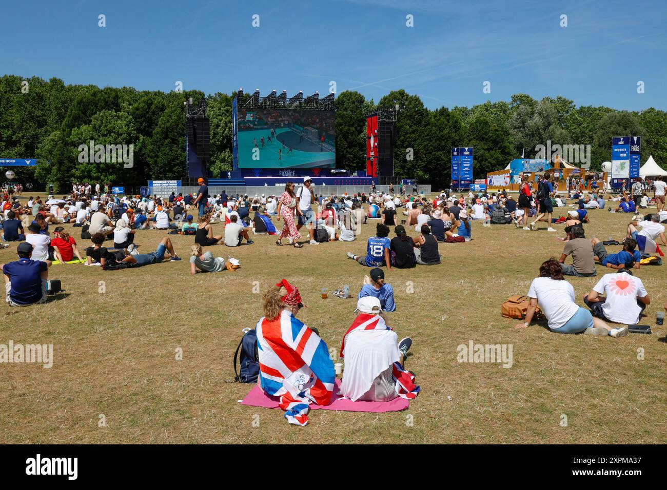 Jeux olympique paris 2024 france hi-res stock photography and images ...