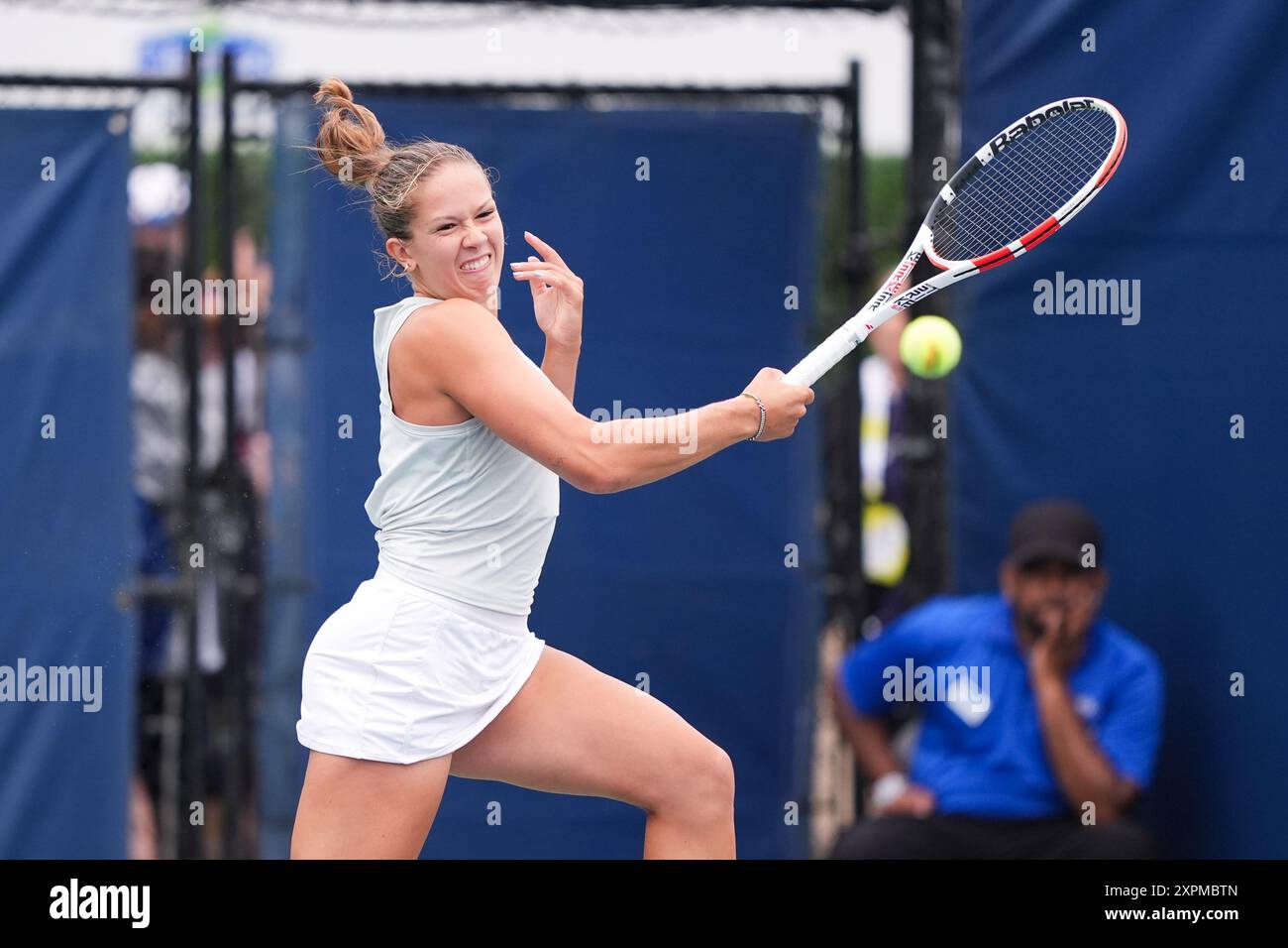 Ariana arseneault hi-res stock photography and images - Alamy