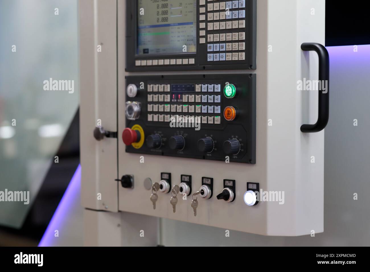 Automatic machine tool control panel hi-res stock photography and ...