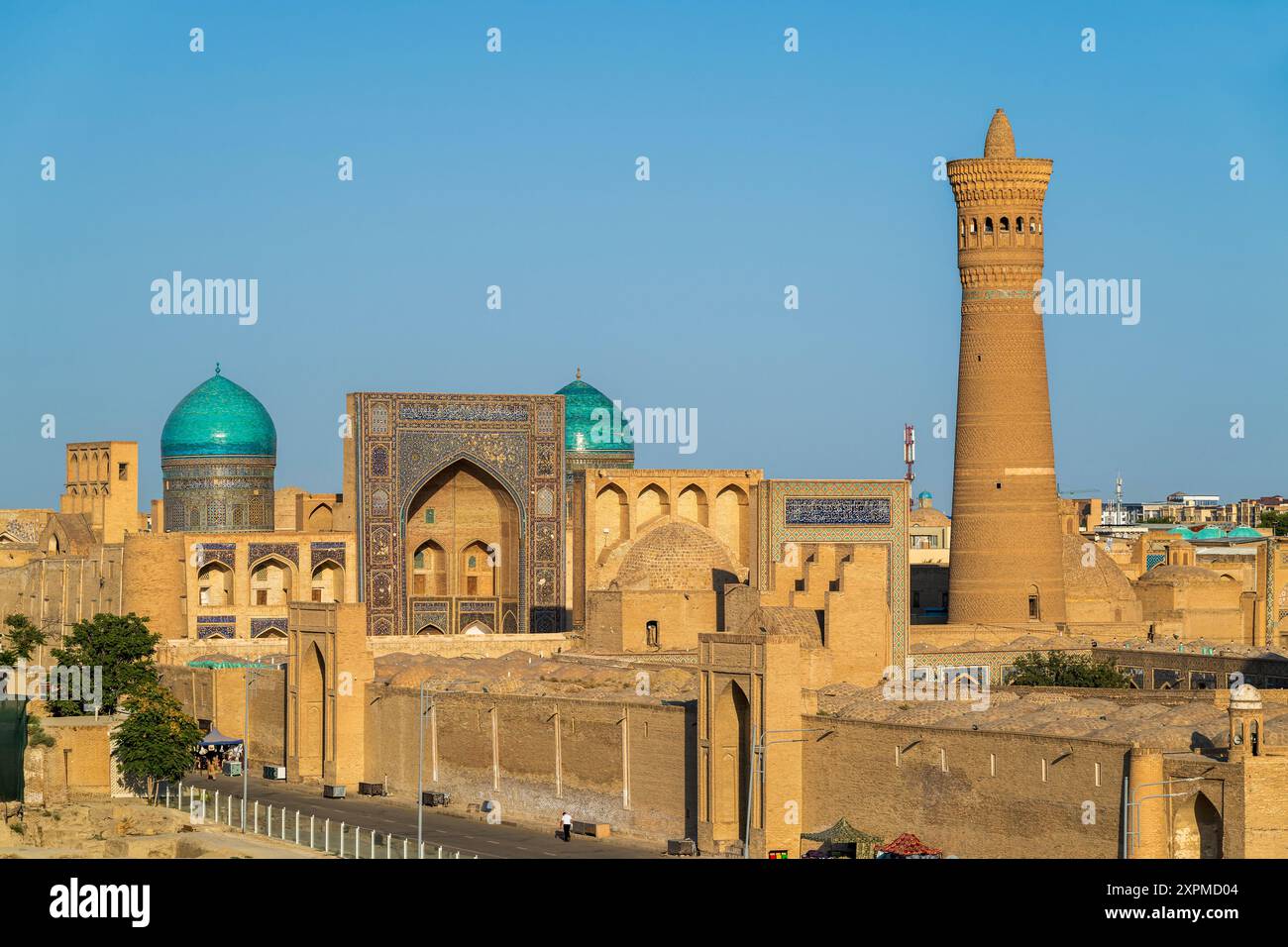 Old city of bukhara hi-res stock photography and images - Alamy