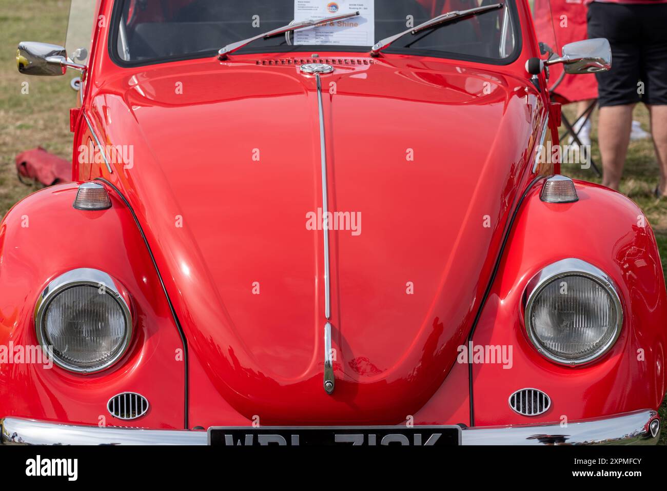 Front view iconic bright hi-res stock photography and images - Alamy