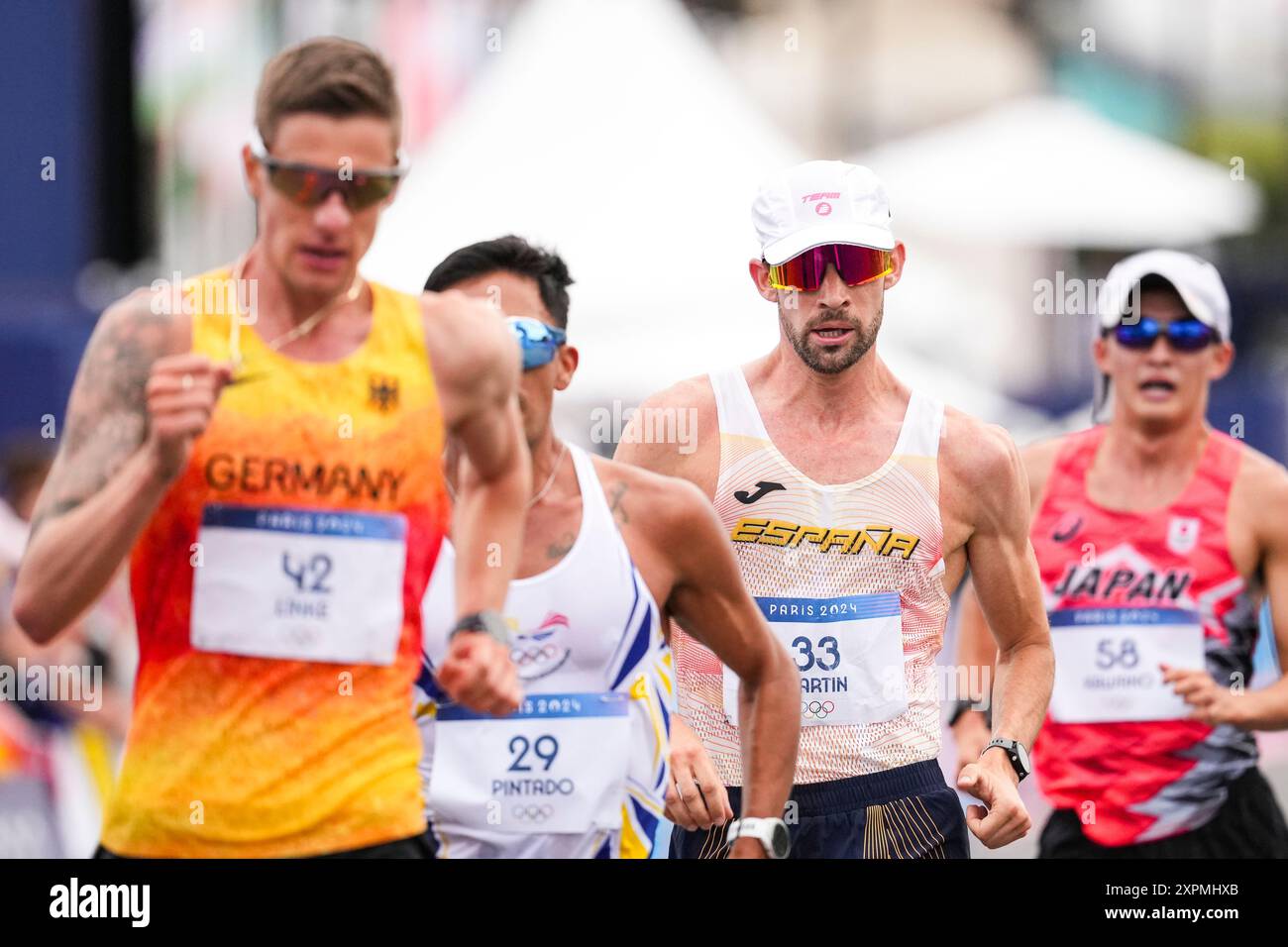 Christopher Linke of Germany and Alvaro Martin of Spain compete during ...