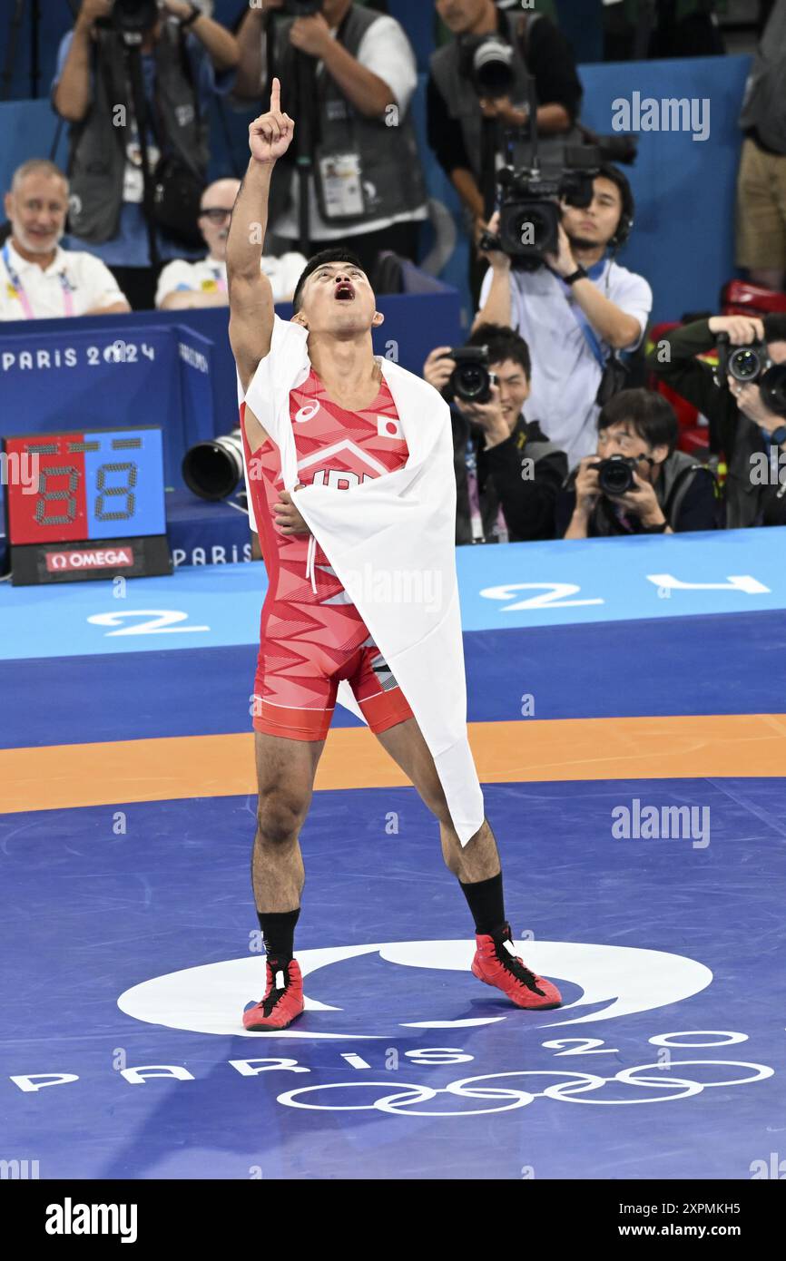 Kenichiro Fumita (Japan) vs Cao Liguo (China), Wrestling, Men's Greco ...