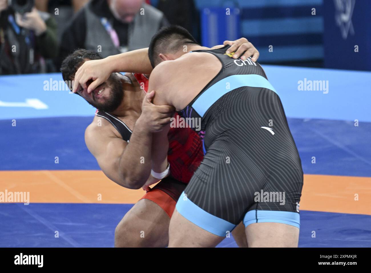 Abdellatif Mohamed (Egypt) vs Meng Lingzhe (China), Wrestling, Men's Greco-Roman 130kg Bronze ...