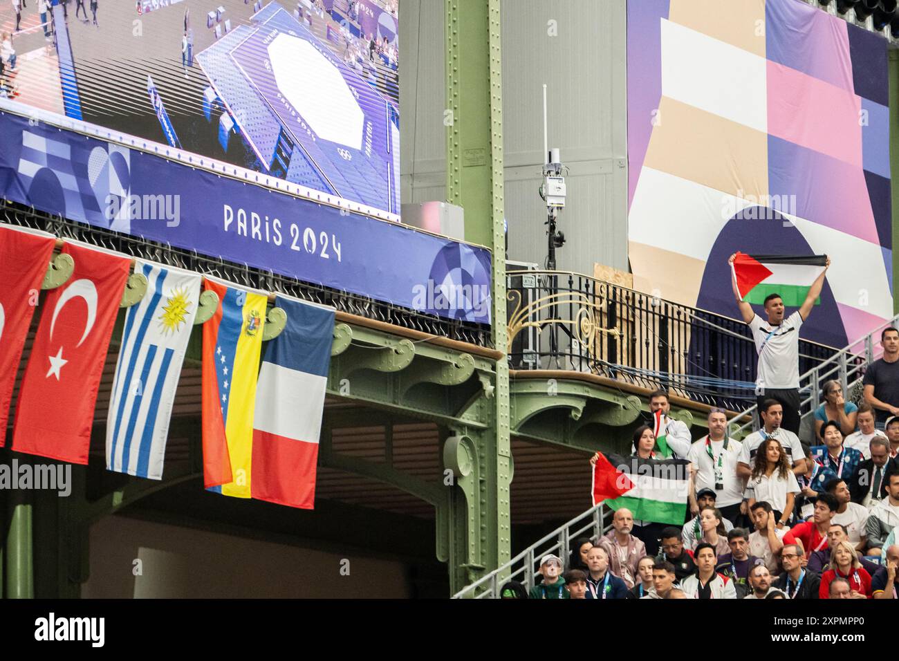 Ranked teams hi-res stock photography and images - Alamy