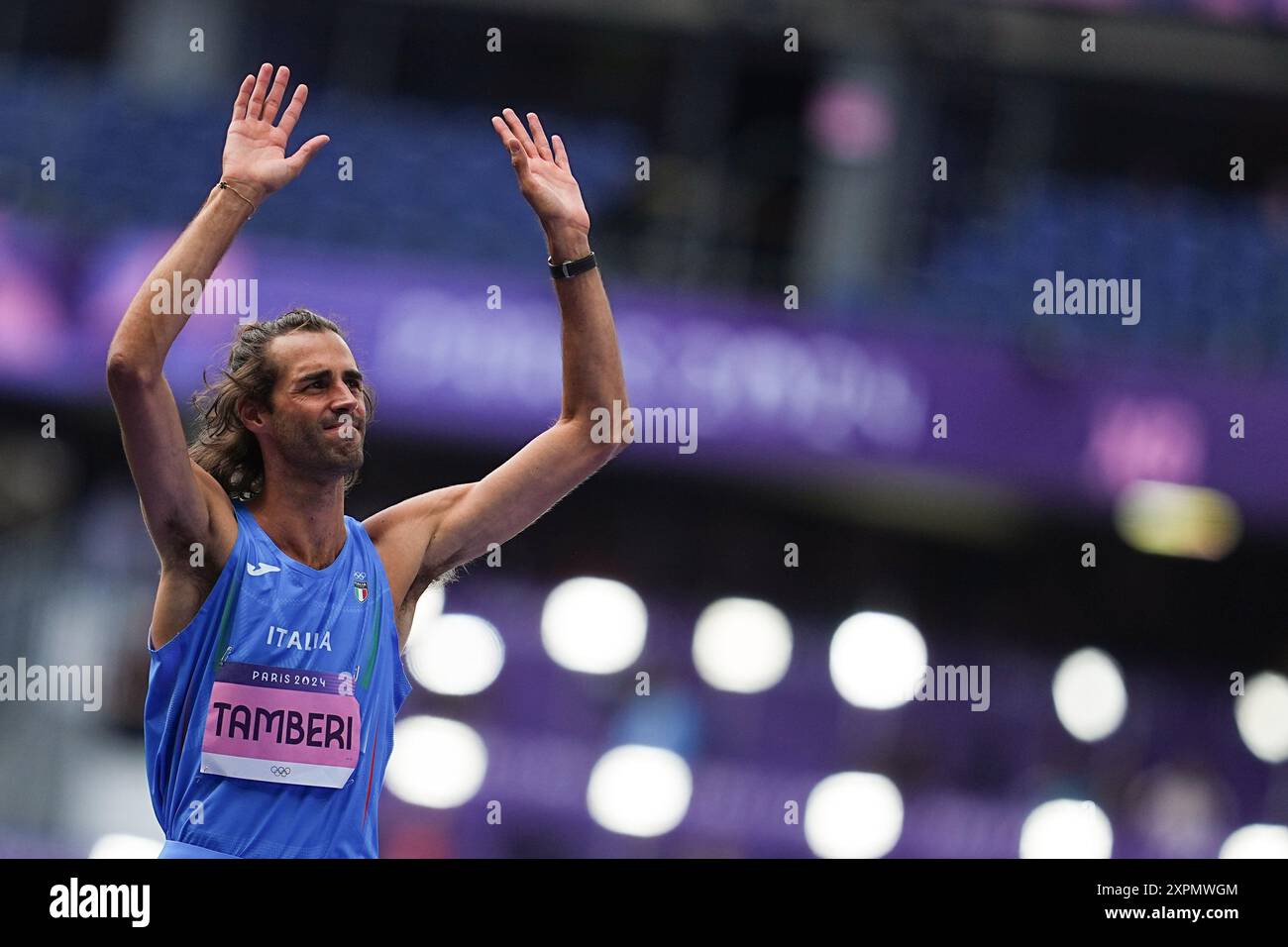 High jump men qualification hi-res stock photography and images - Alamy