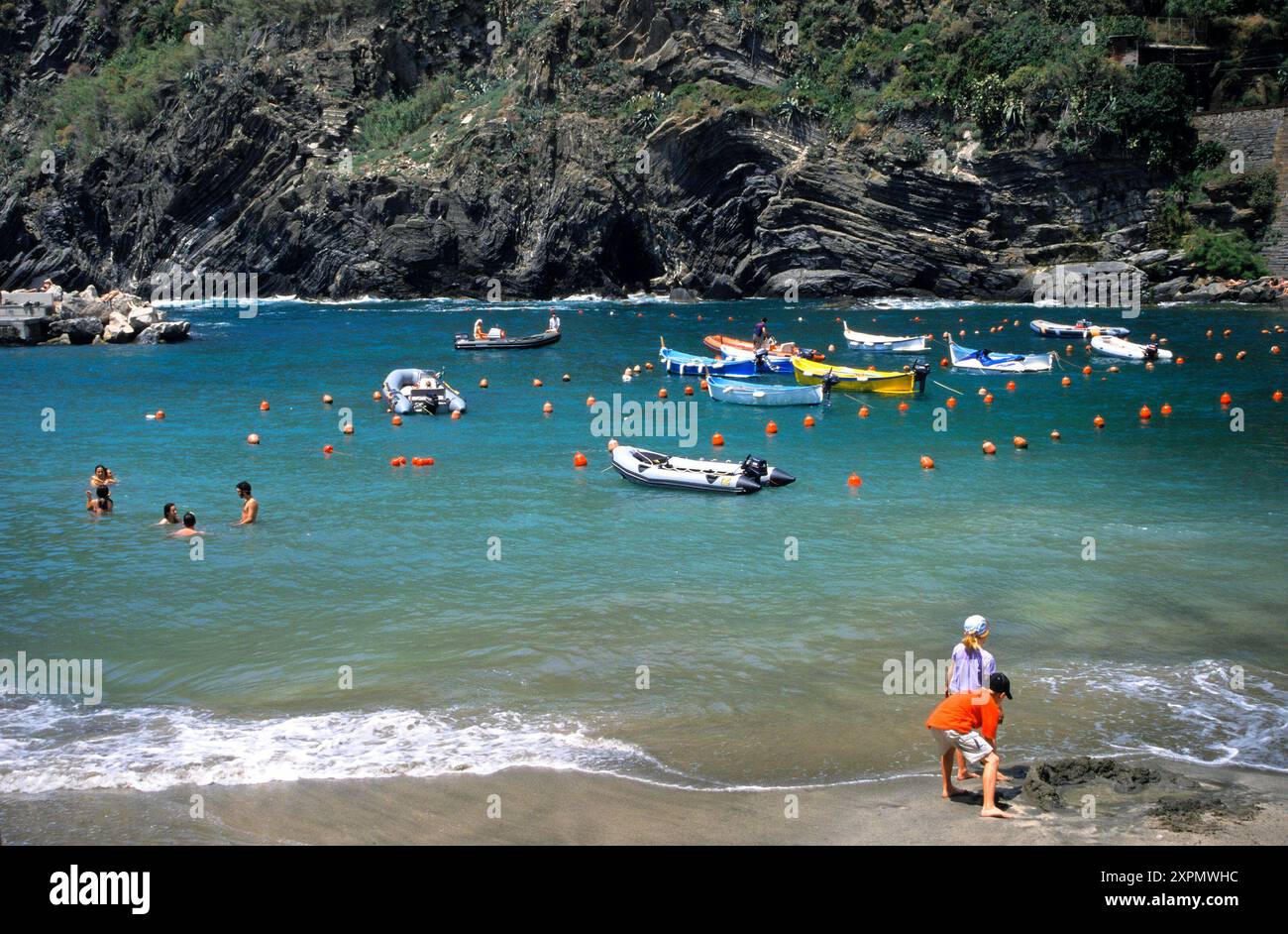 Beach scene, Village of Vernazza, Cinque Terre, Italy Stock Photo - Alamy