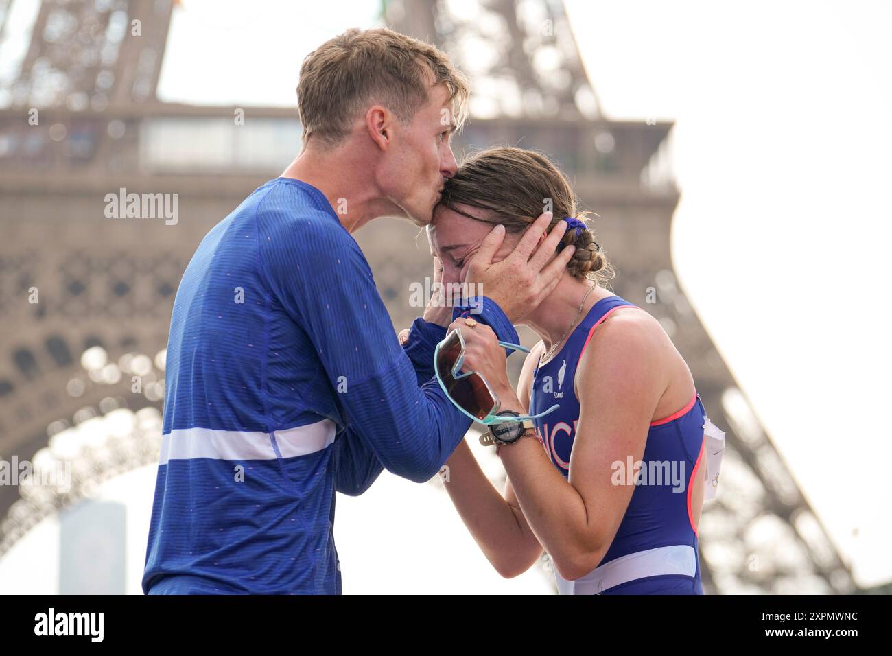 France's Aurelien Quinion and France's Clemence Beretta celebrate after ...