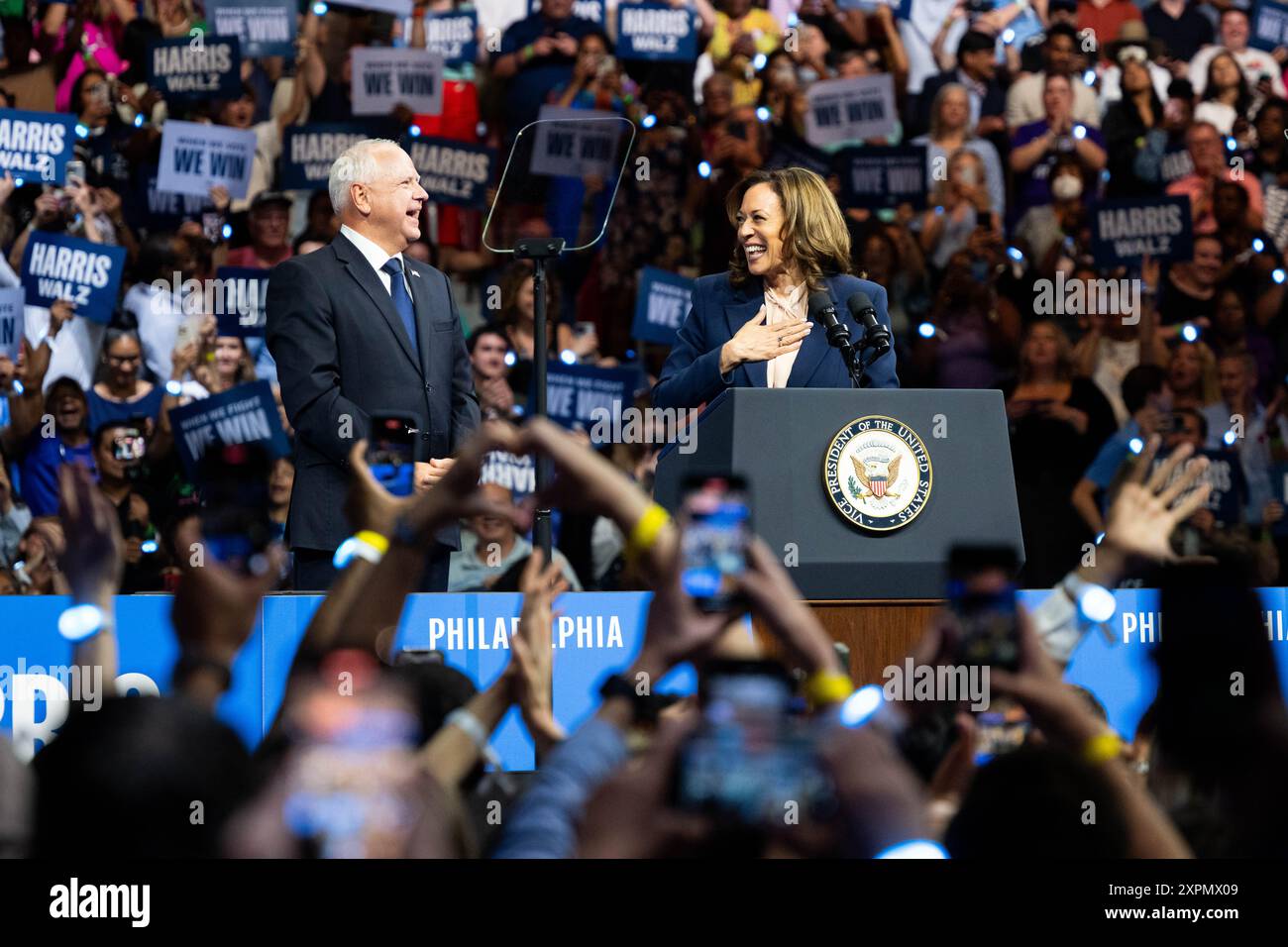 Philadelphia, United States. 06th Aug, 2024. Minnesota Governor Tim ...