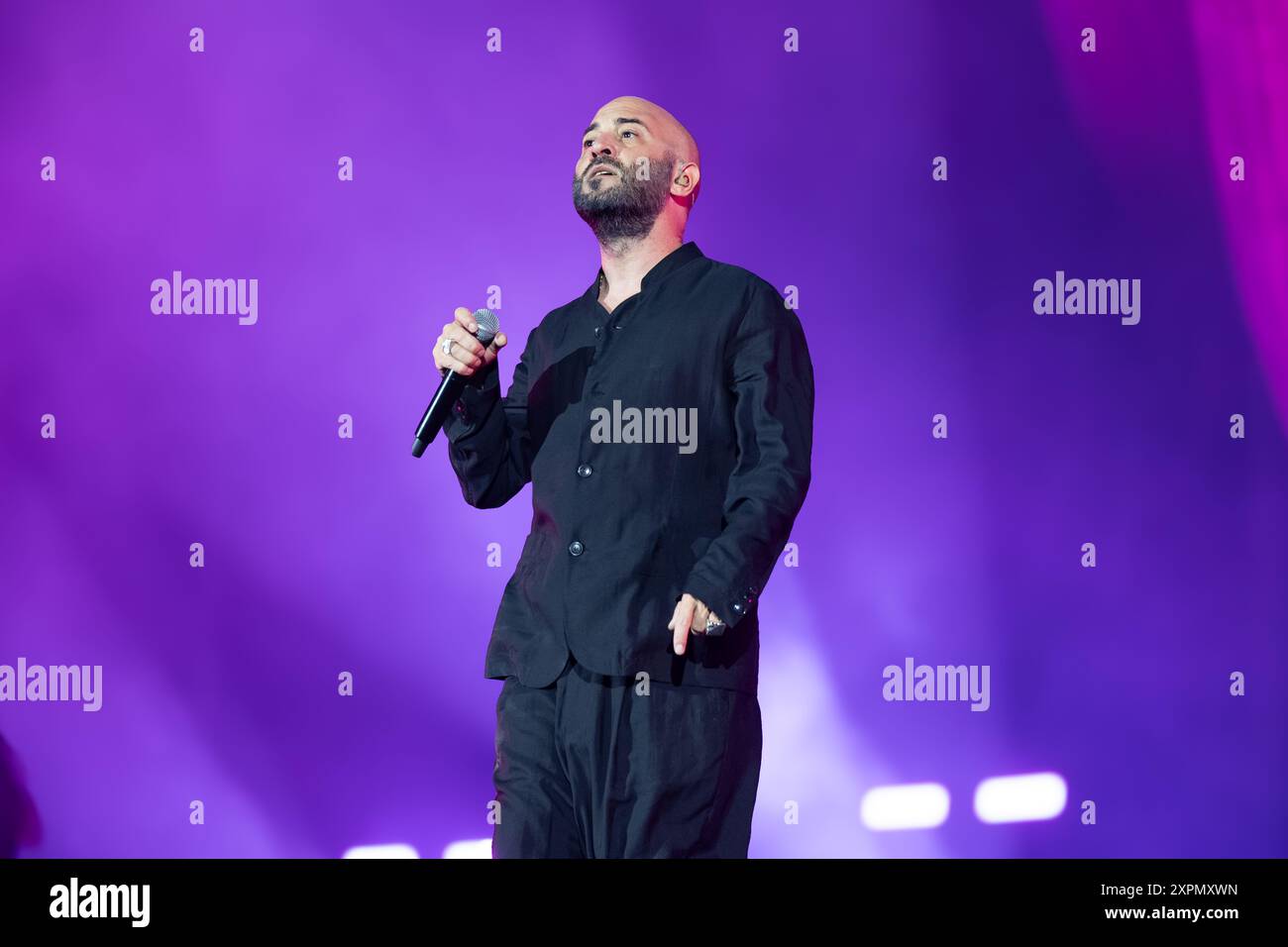 Giuliano Sangiorgi (Negramaro) performs live at Maradona Stadium in ...