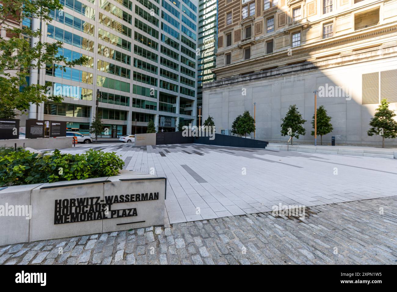 Philadelphia holocaust memorial plaza hi-res stock photography and ...