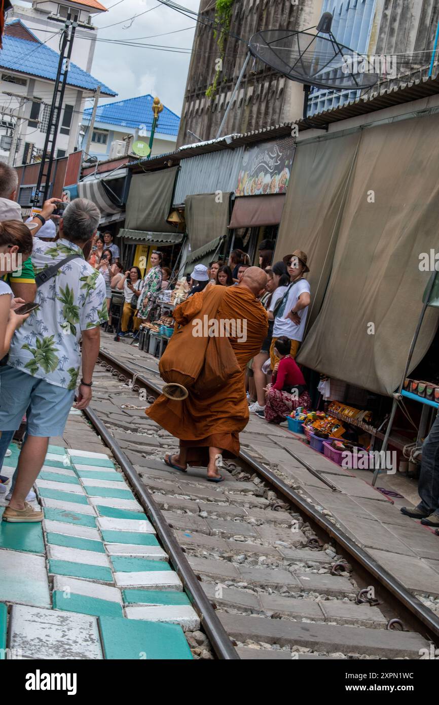 Talad Rom Hub, also known as the Maeklong Railway Market Stock Photo ...