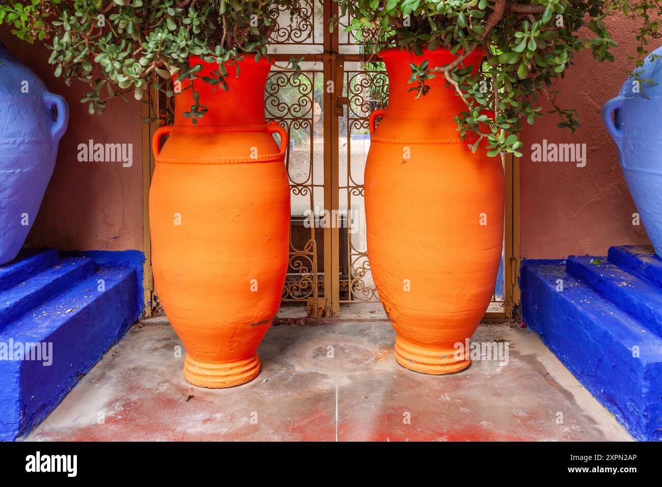 Amphorae hi-res stock photography and images - Alamy
