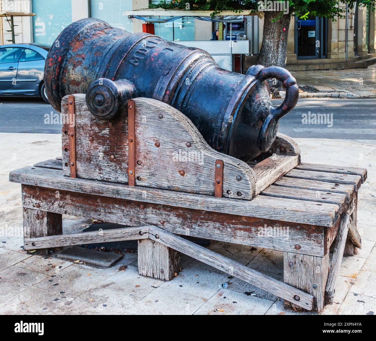 1684 cannon hi-res stock photography and images - Alamy