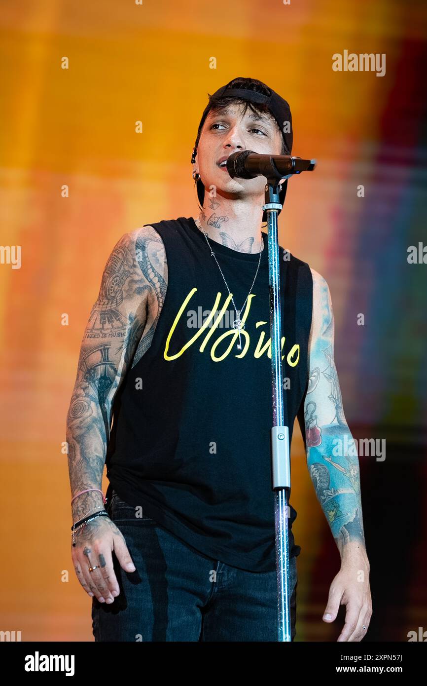 Niccolo Moriconi better known by his stage name Ultimo performs live ...