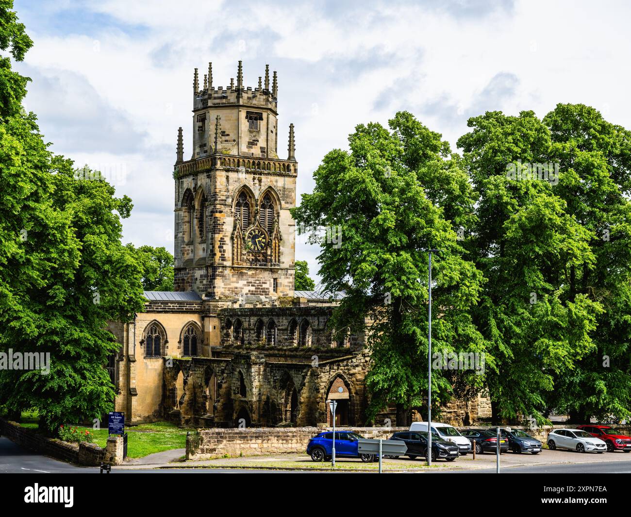 All saints church pontefract hi-res stock photography and images - Alamy
