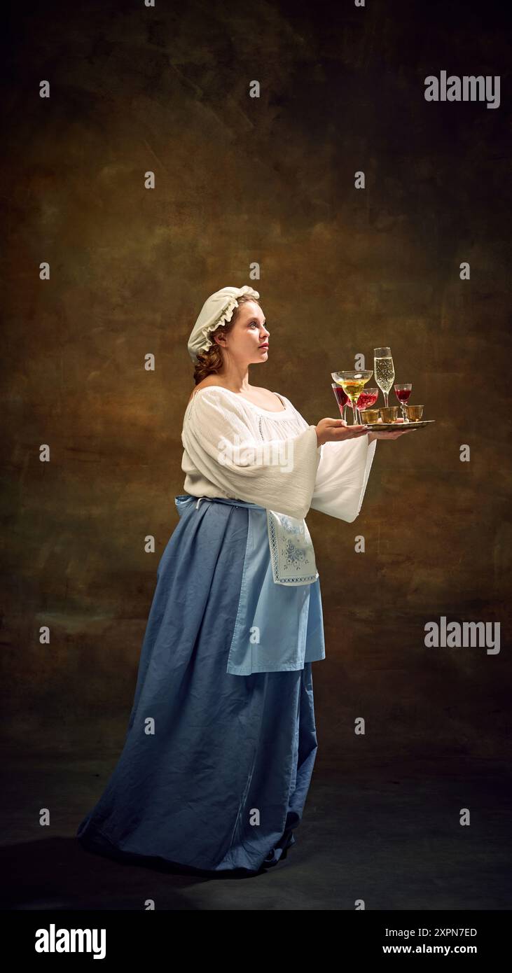 Oktoberfest waitress vintage hi-res stock photography and images - Alamy