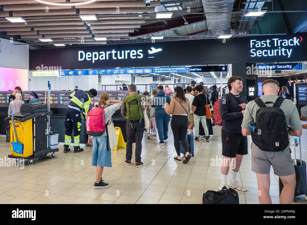 Ltn gate hi-res stock photography and images - Alamy