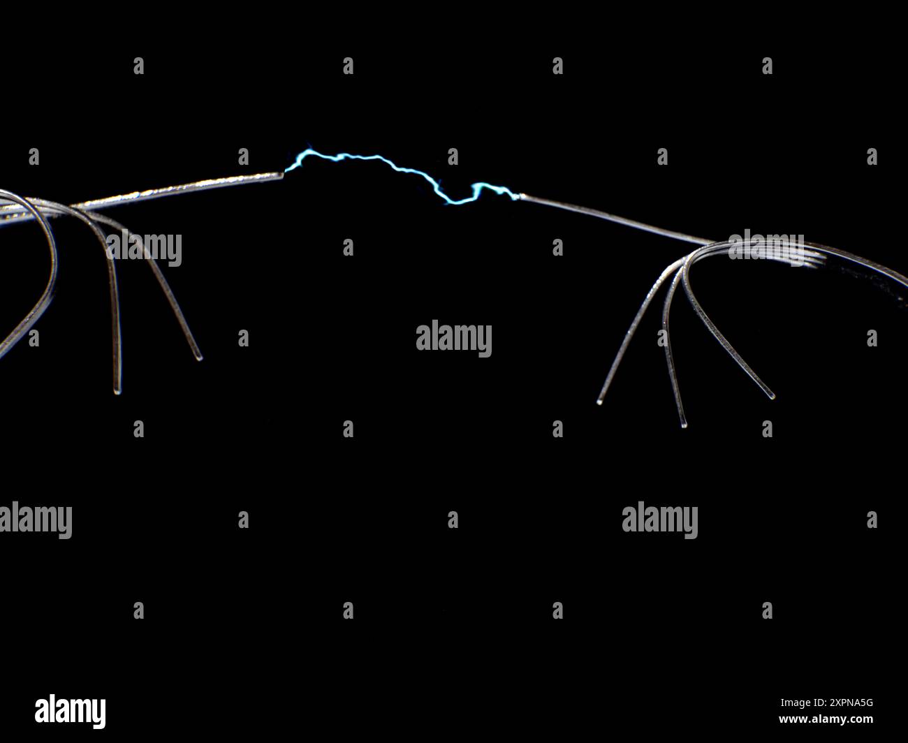 Electricity spark hi-res stock photography and images - Alamy