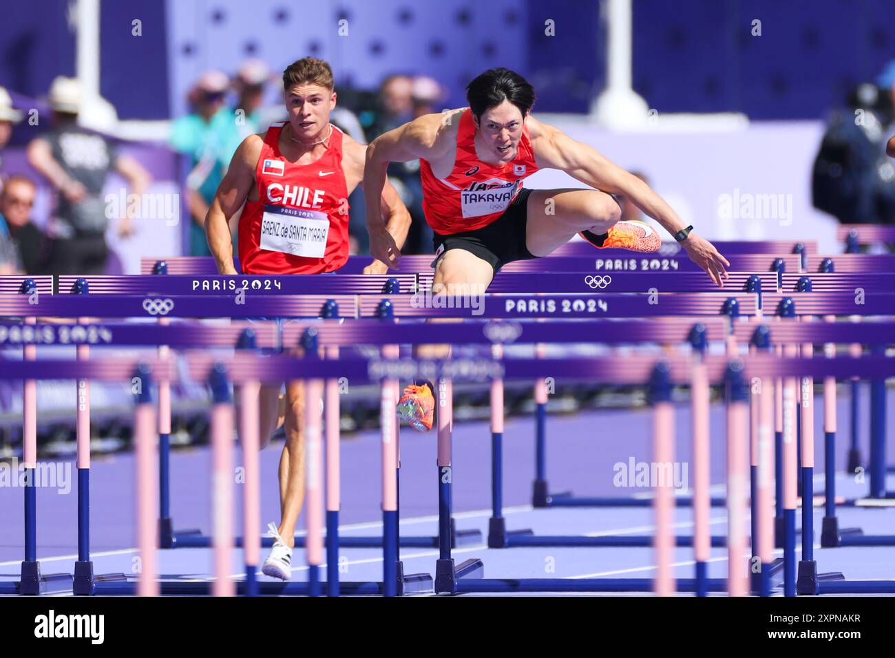 Mens hurdles 110m repechage hi-res stock photography and images - Alamy