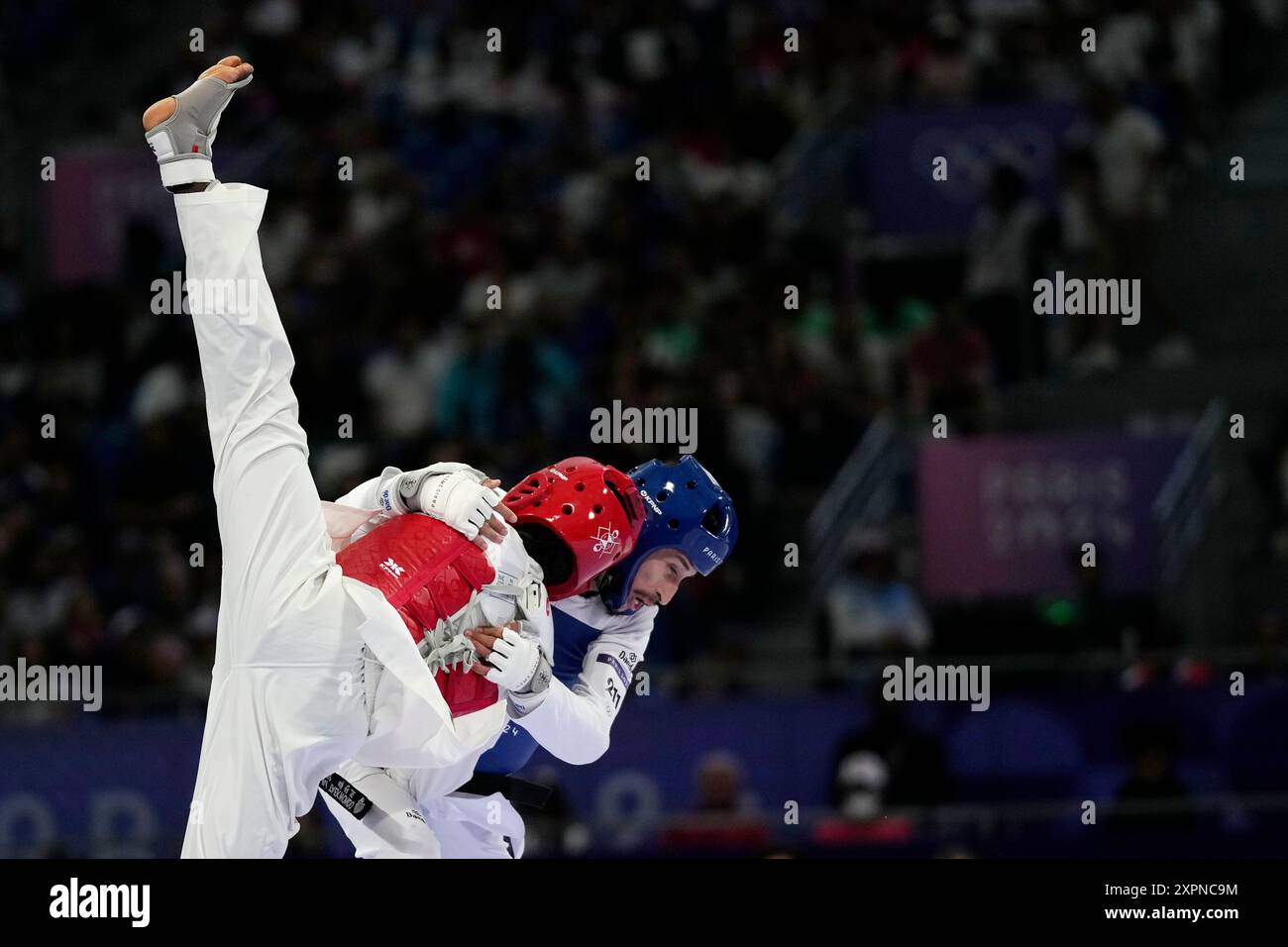 Argentina's Lucas Guzman competes with Hungary's Omar Gergely Salim in ...