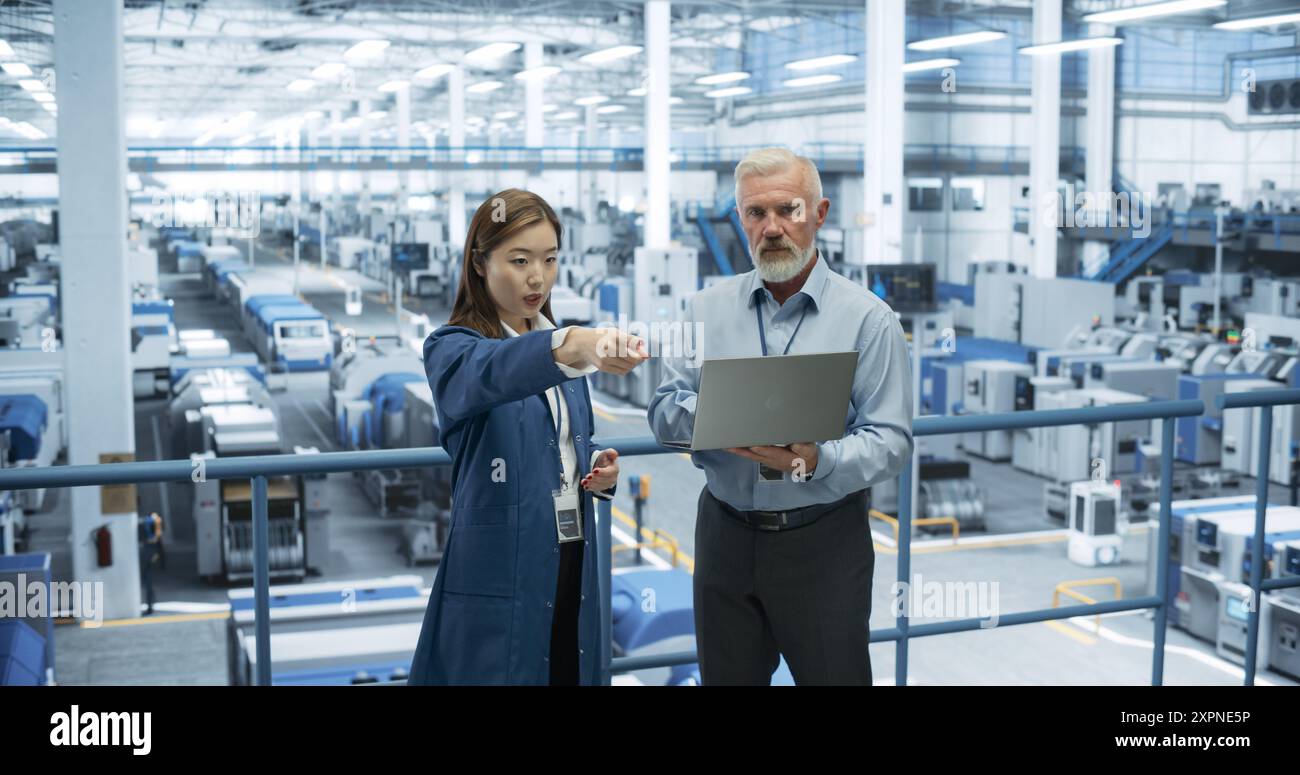 Giving tour modern factory hi-res stock photography and images - Alamy