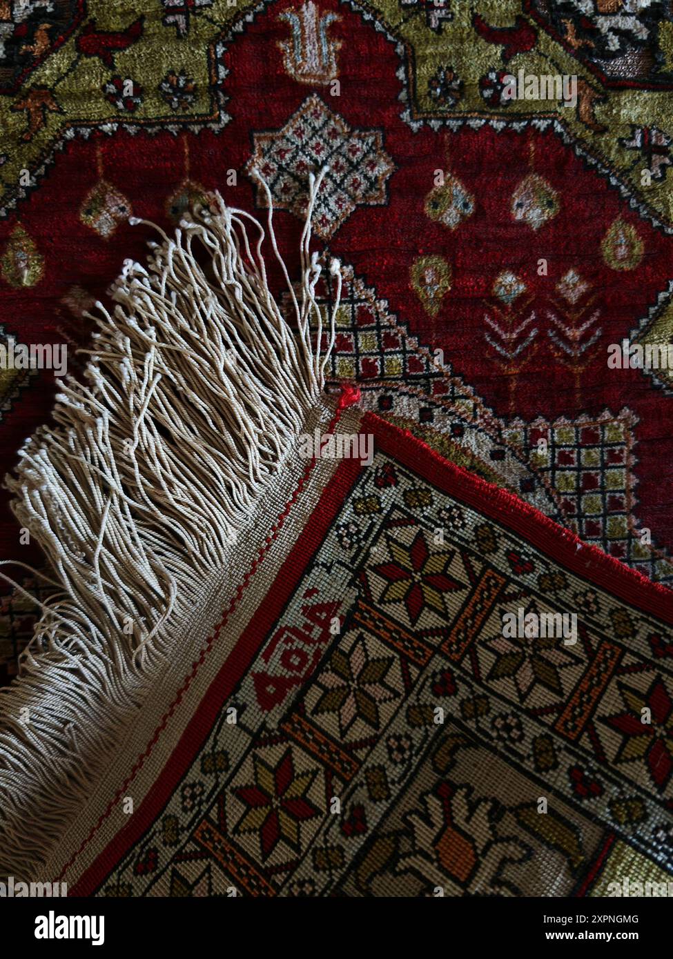 textile and carpets as an interior in modern living textile and carpets ...