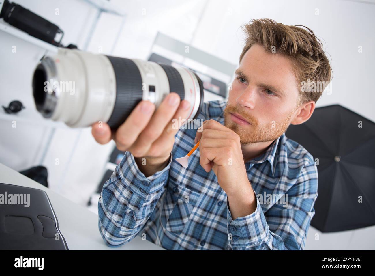 Camera flair hi-res stock photography and images - Alamy