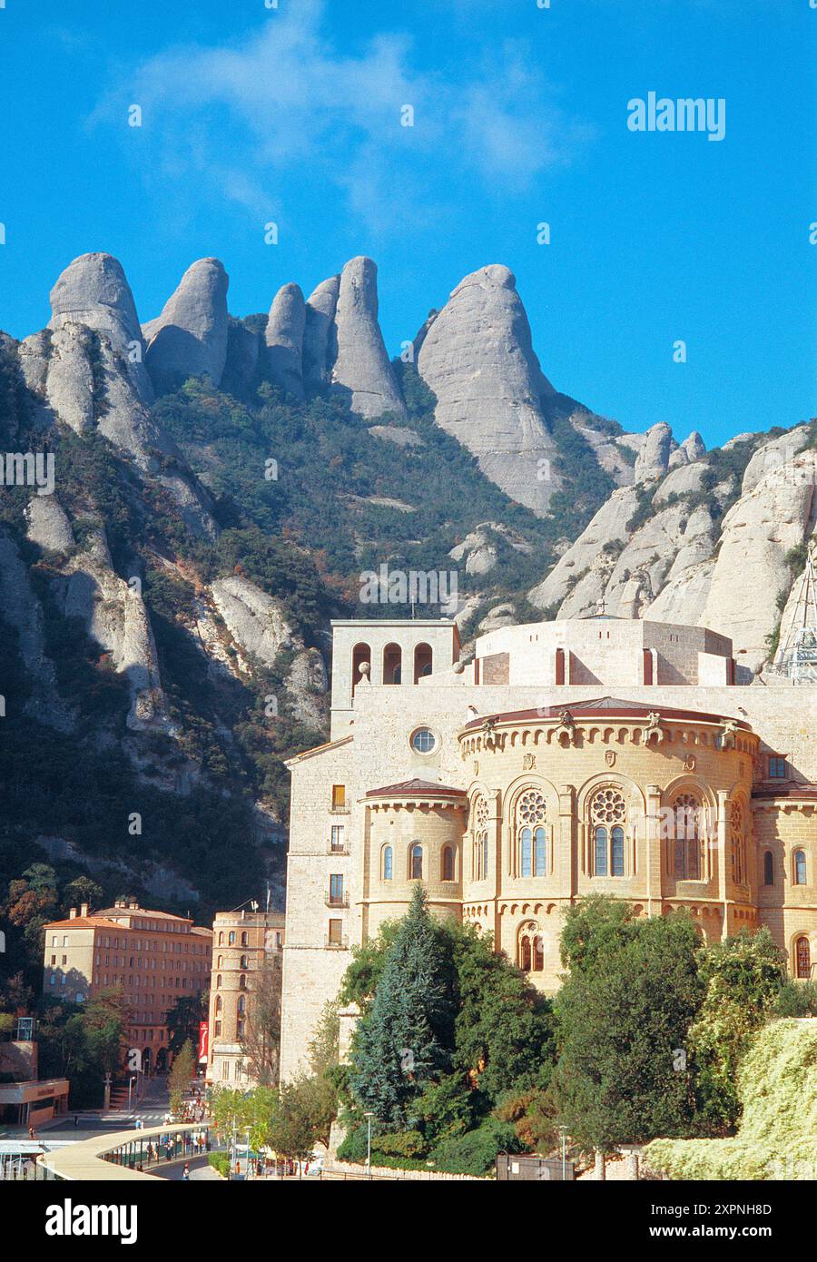 Monasterio de montaña barcelona hi-res stock photography and images - Alamy