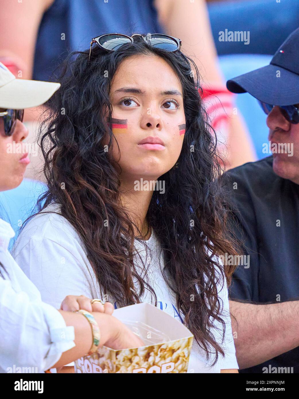 Olympische spiele olympische fans hi-res stock photography and images ...