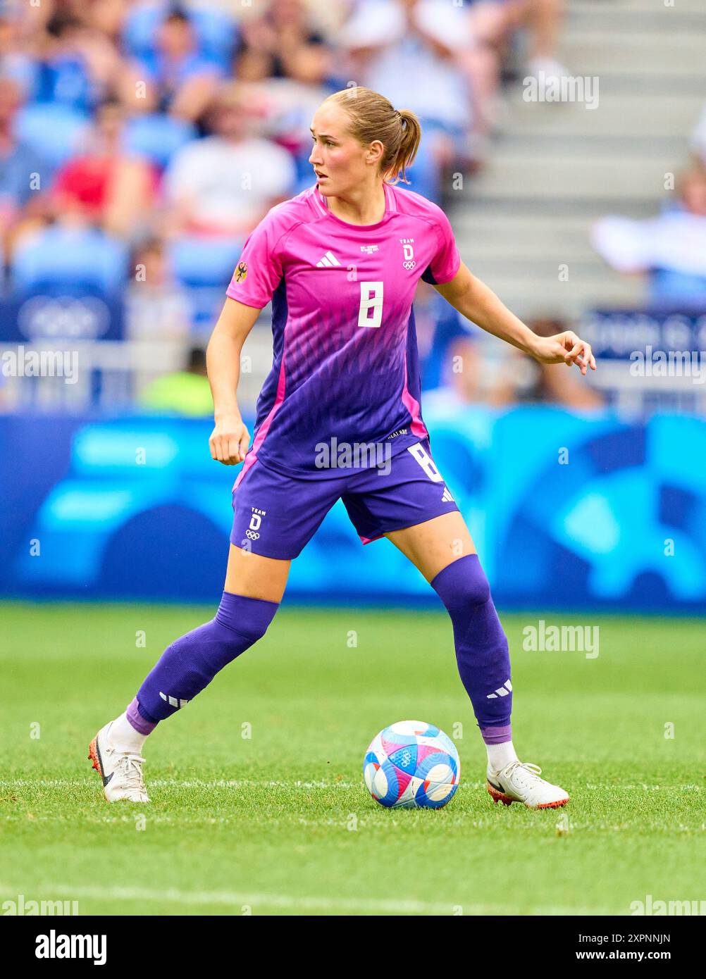 Sydney Lohmann, DFB Frauen 8 at the women Olympic semifinal match ...