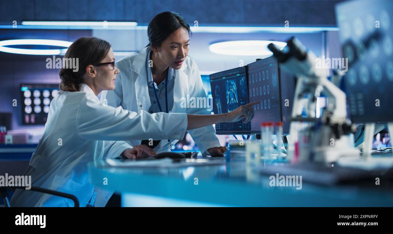 Medical Hospital Research Laboratory: Caucasian And Asian Female ...