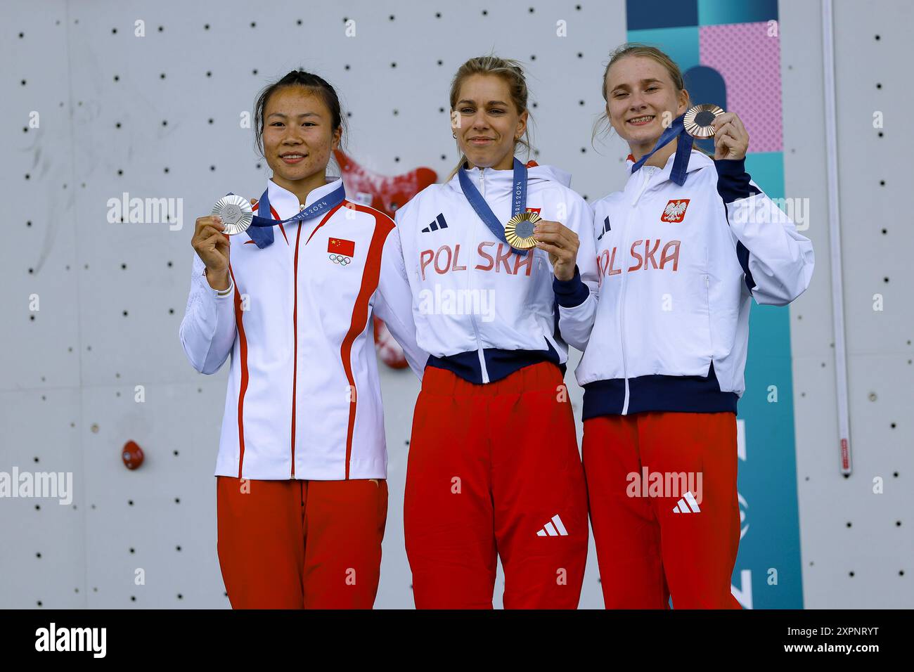 MIROSLAW Aleksandra of Poland DENG Lijuan of People's Republic of China ...