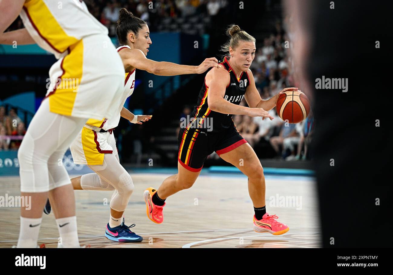 Paris, France. 07th Aug, 2024. Belgium's Elise Ramette fights for the ...